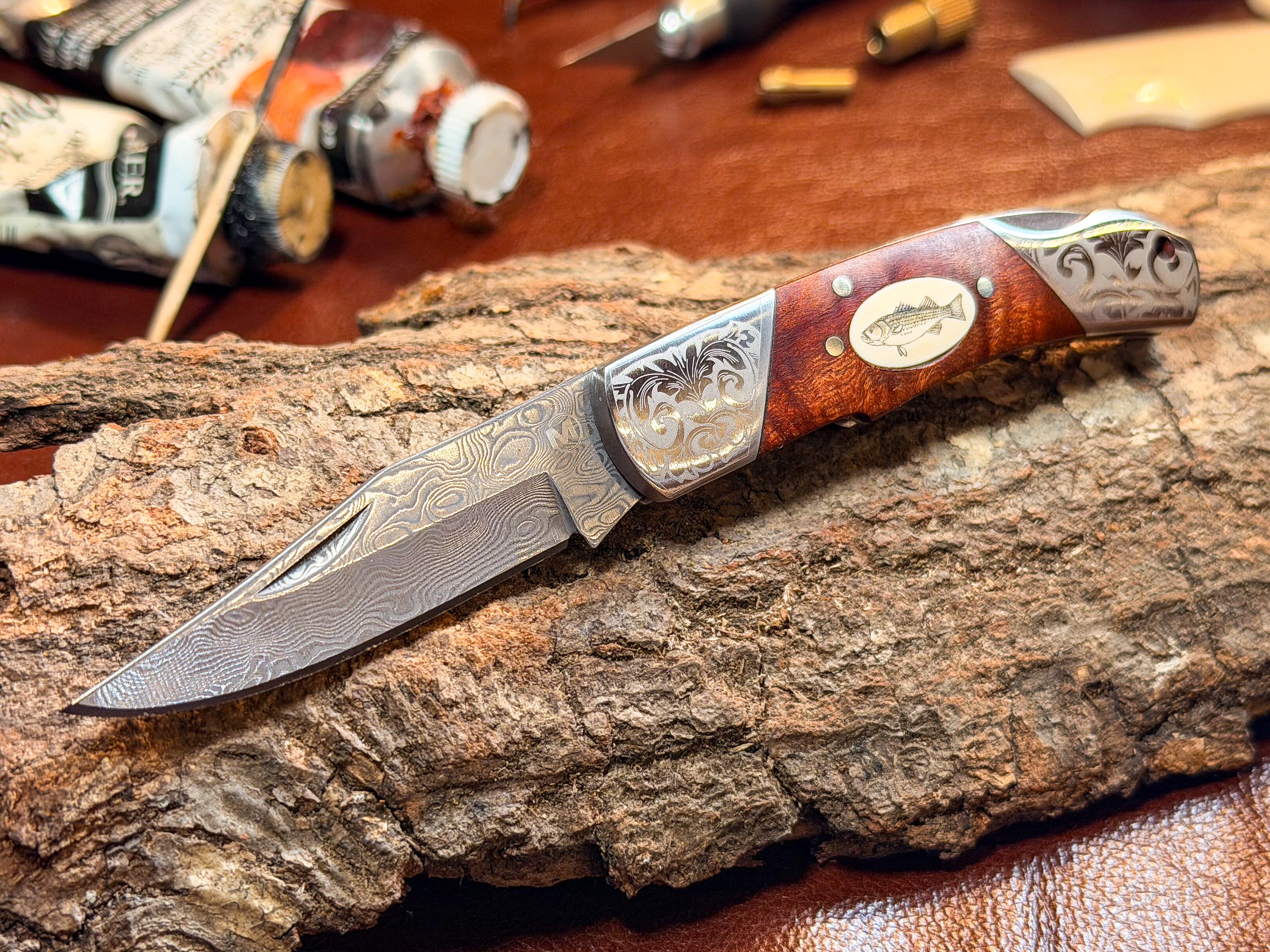 Craftmasters Scrimshaw Pocket Knife - Striped Bass – Craftmasters of ...